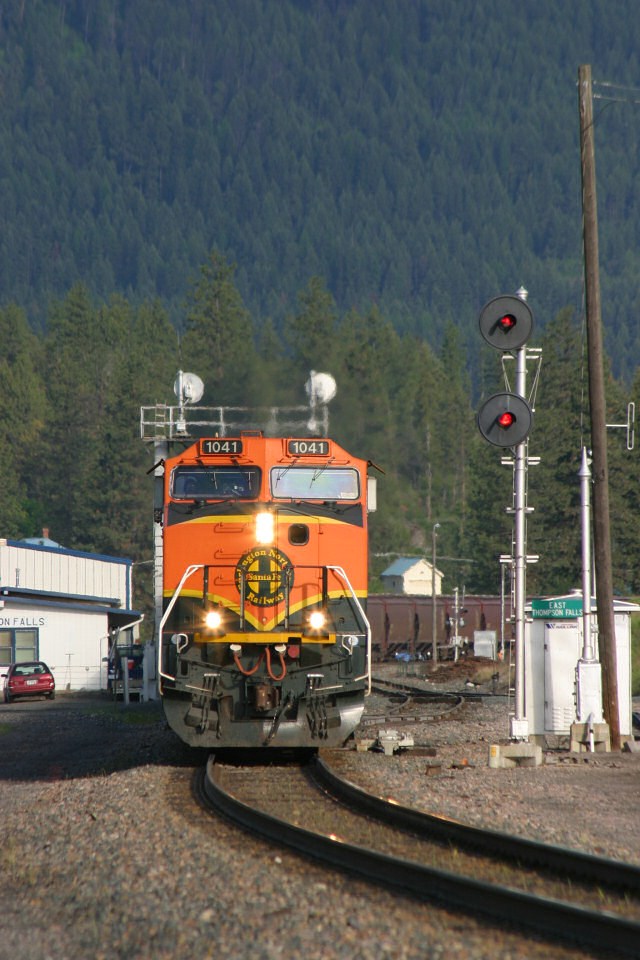 BNSF 1041